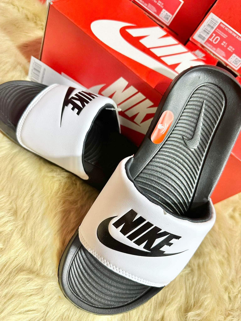 Buy Nike Victori One Slide Online at Best Price in Pakistan– Sneakflex.pk