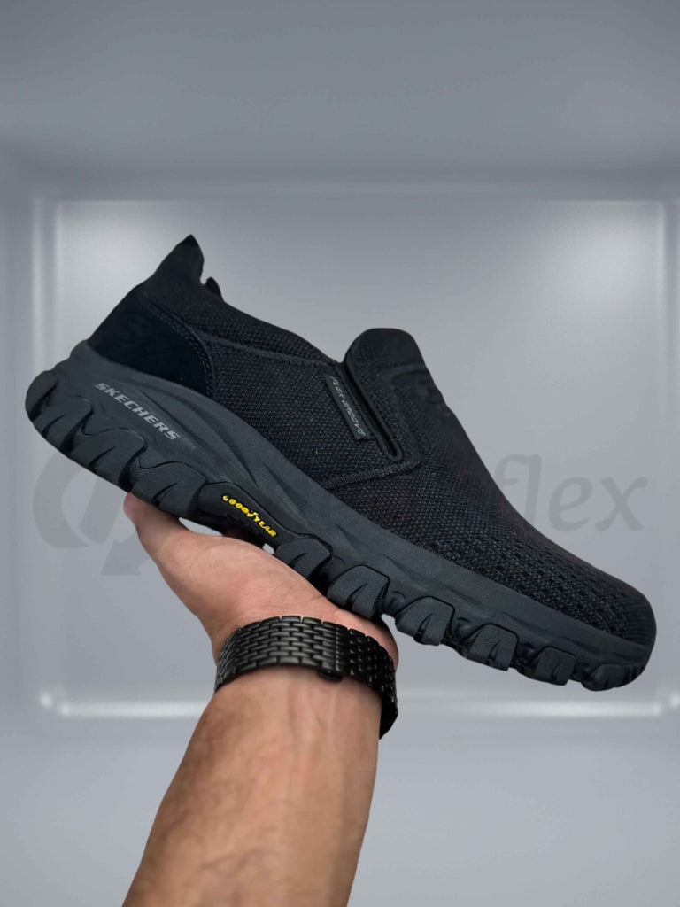 Skechers D’Lux Trail Goodyear Sole Outdoor Comfort Shoes– Sneakflex.pk