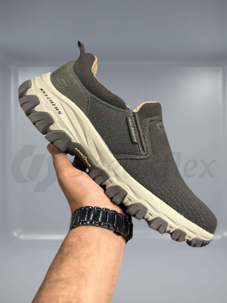 Skechers D’Lux Trail Goodyear Sole Outdoor Comfort Shoes– Sneakflex.pk