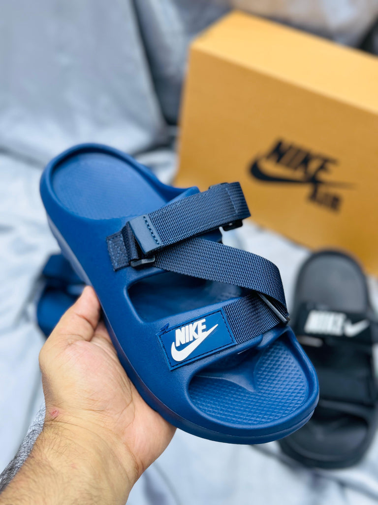 Shop Nke Accra Metropolitan Slides Premium Online– Sneakflex.pk
